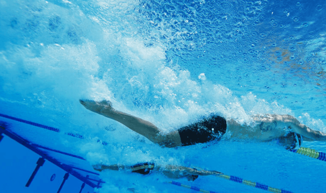 How to Develop an Awesome Underwater Dolphin Kick How to Develop an Awesome Underwater Dolphin Kick