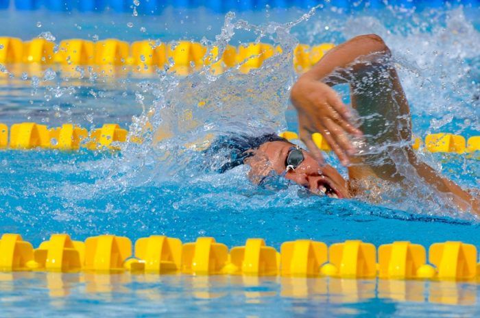 What Swimmers Should Eat Before, During, and After a Swim Meet