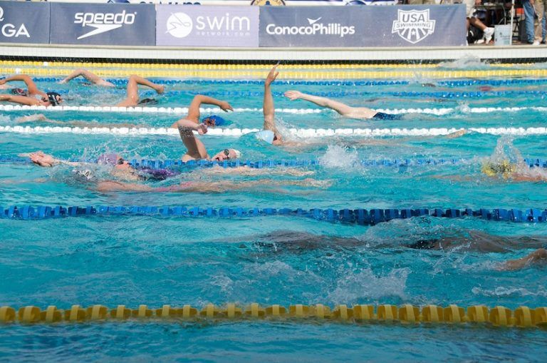 7 Awesome Benefits of Competitive Swimming