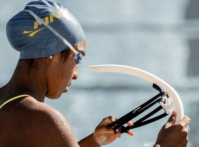 FINIS Stability Swim Snorkel Review - The Swimmer's Snorkel Just Got a ...