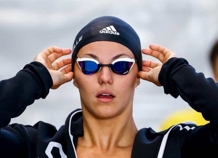 8 Ways Swimmers Can Develop Superhero Self-Confidence (Starting Today ...