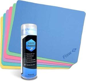 4 Best Swimmers Shammy for Drying Off Fast at the Pool