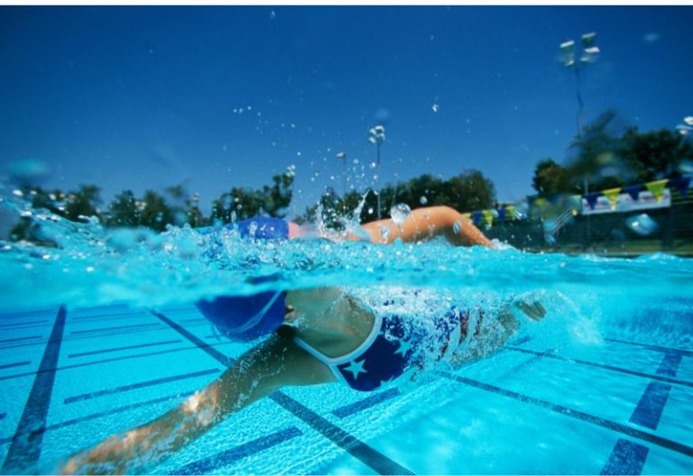 6 Best Waterproof Fitness Trackers for Swimming