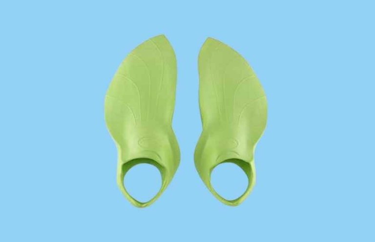 9 Best Swim Fins for Swimmers [Updated]