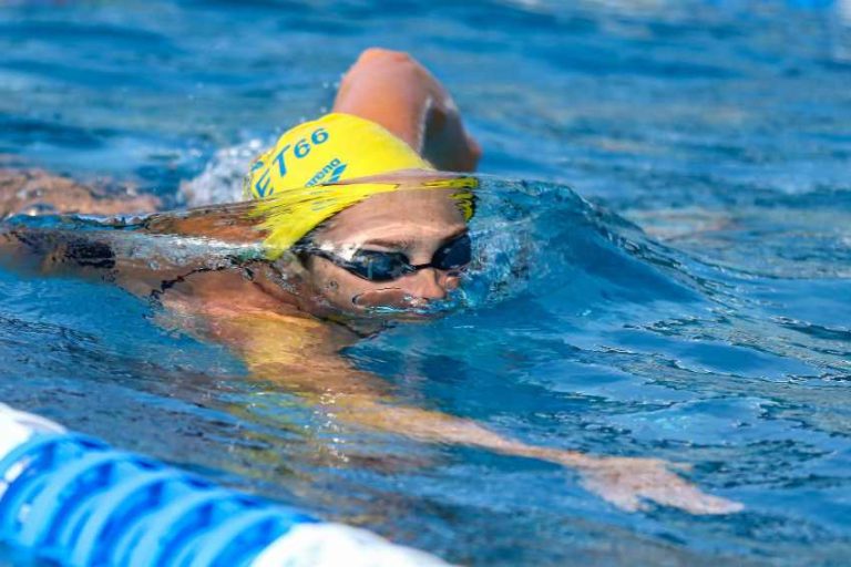 The 2 Best Smart Swim Goggles on the Market