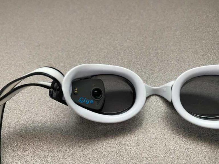 FINIS Smart Goggles: Pros, Cons, and How It Does in the Pool (Review)