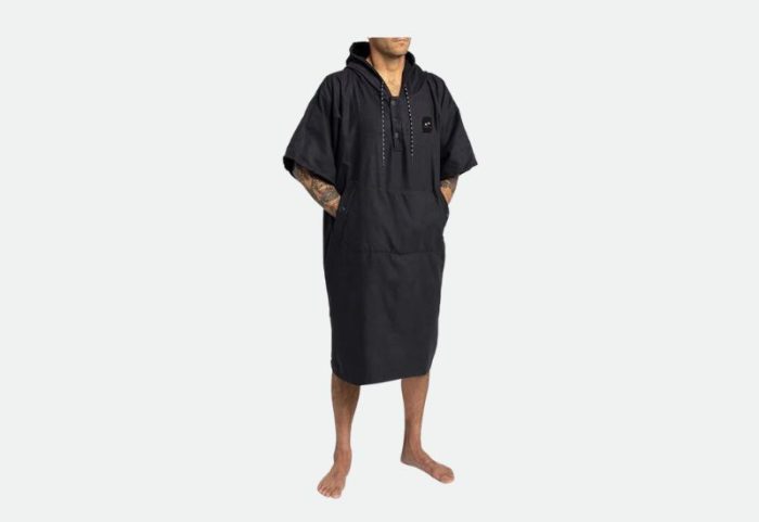 6 Best Swim Robes for After Swimming and Getting Warm